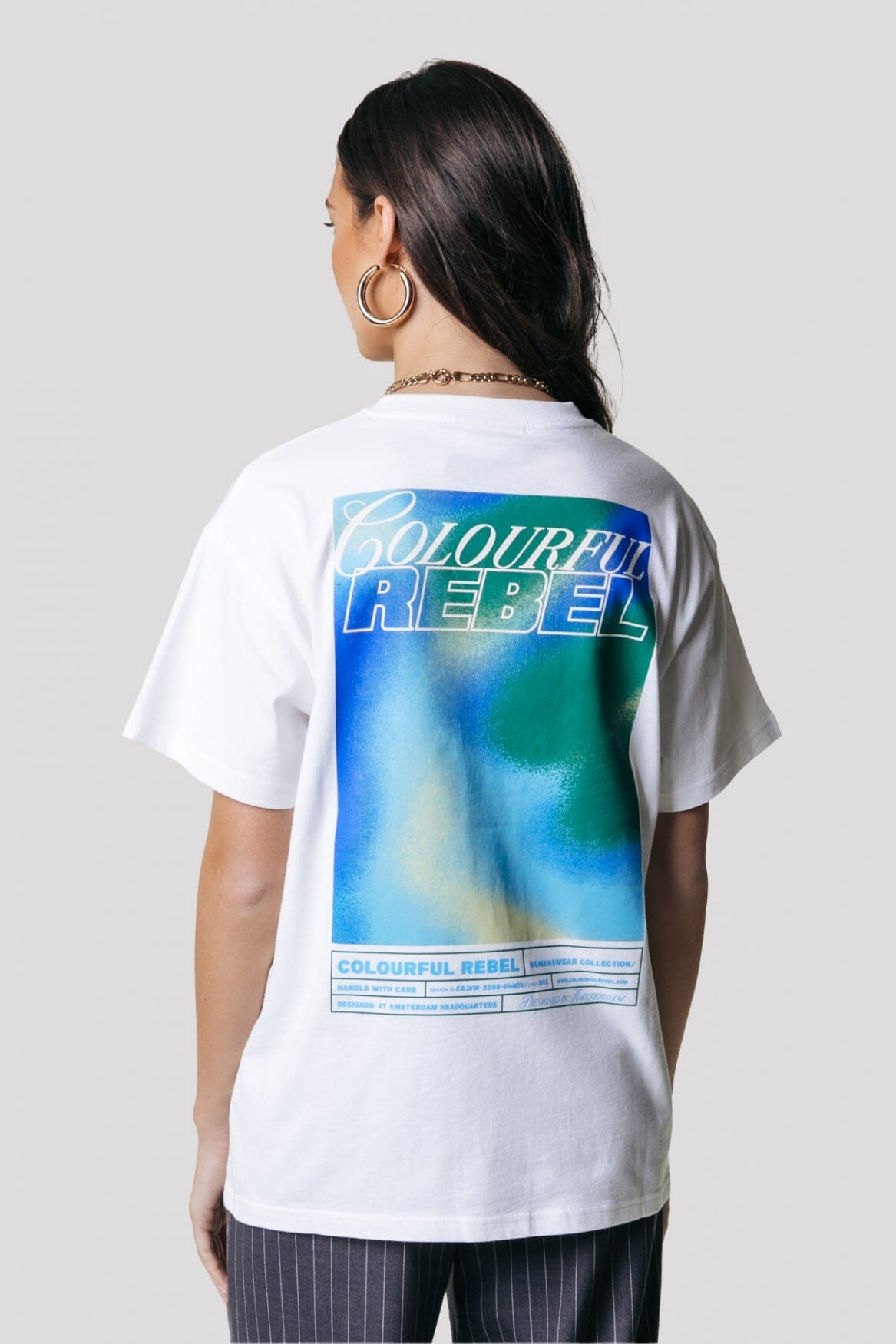 Gradient Poster T-shirt | Standard white – Colourful Rebel